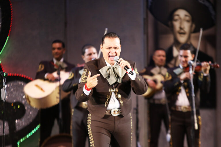 Photo Gallery | Mariachi USA Shows in Hollywood Bowl
