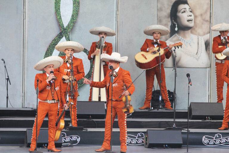 Photo Gallery | Mariachi USA Shows in Hollywood Bowl