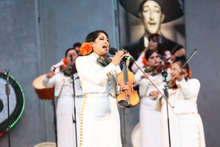 Photo Gallery | Mariachi USA Shows in Hollywood Bowl